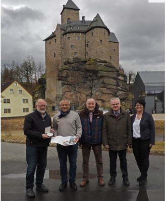 Burg Falkenberg - Das Leuchtturmprojekt der Oberpfalz | Home